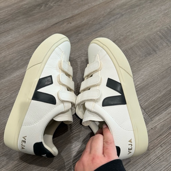 Veja | Shoes | Veja Recife Logo Extra White Black 3 Strap Leather ...